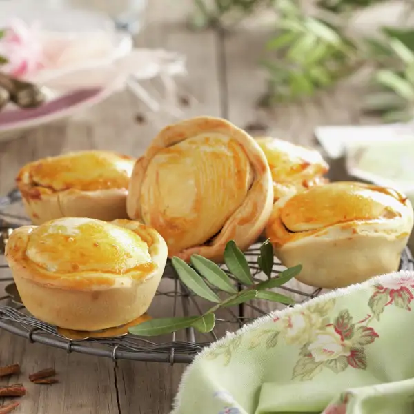 Profiteroles rellenos de crema pastelera, receta fácil