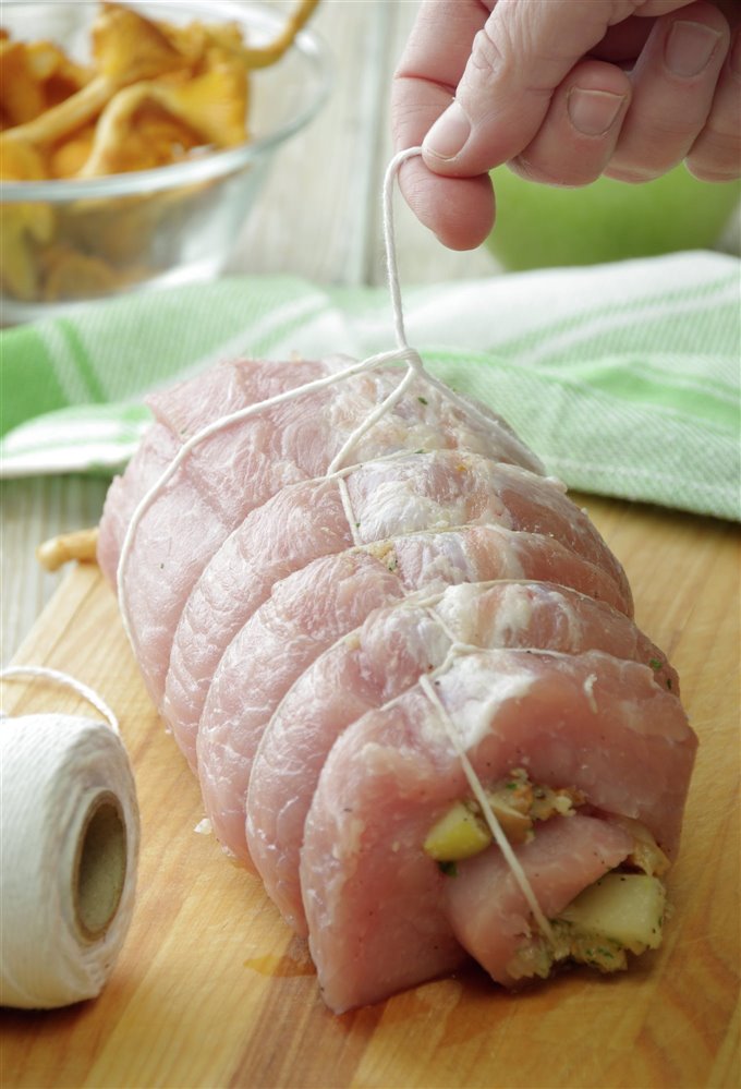 Lomo de cerdo relleno de manzana y setas, la receta que te soluciona la ...