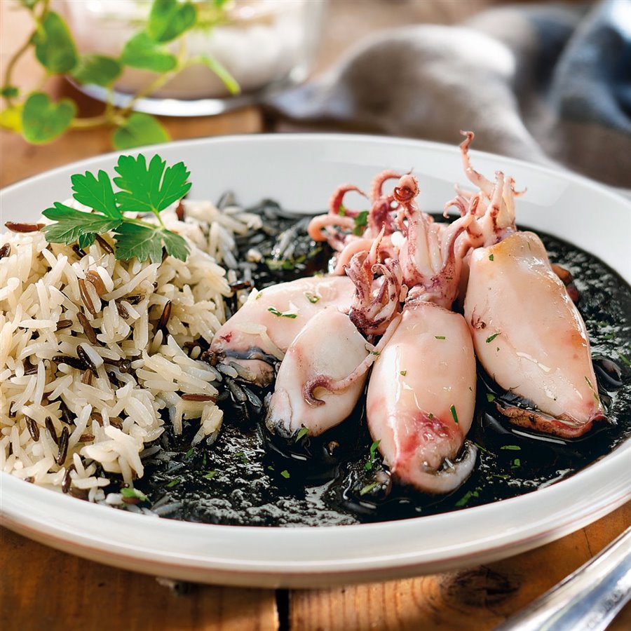 Chipirones en su tinta con arroz