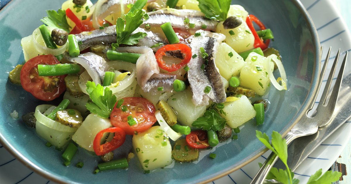 Boquerones con ensalada de patata