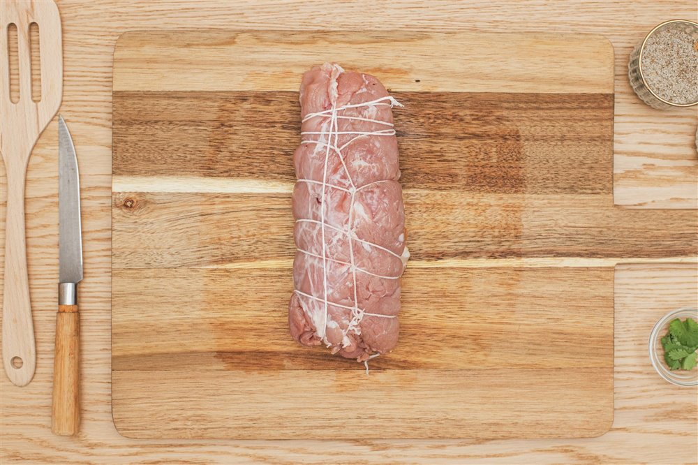 Solomillo de cerdo relleno de beicon y queso con guarnición de manzana ...