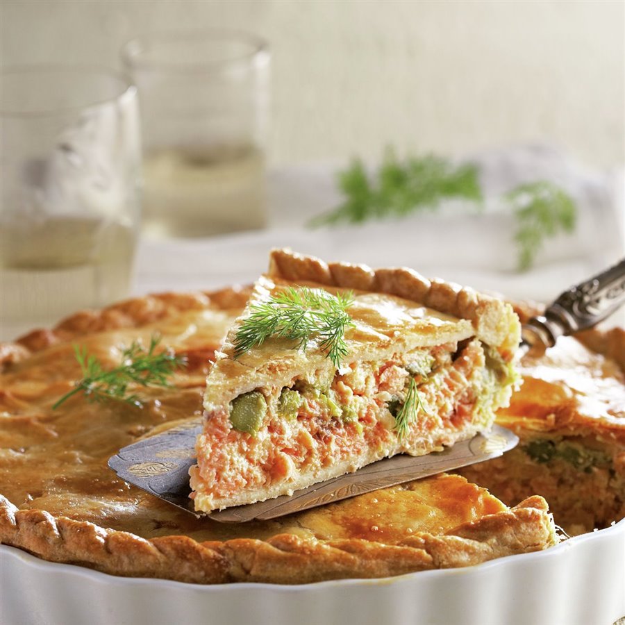 Tarta de espárragos trigueros y salmón