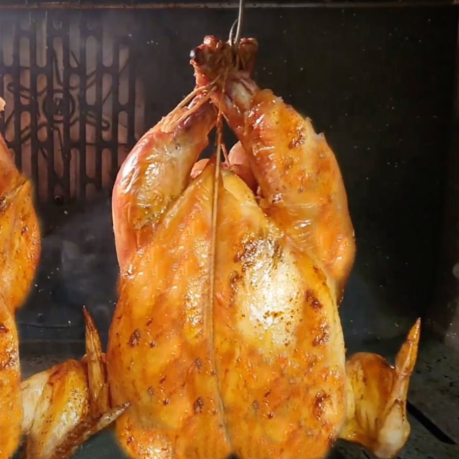 Cómo hacer pollo al horno colgado (a l'ast casero), con vídeo - Lecturas