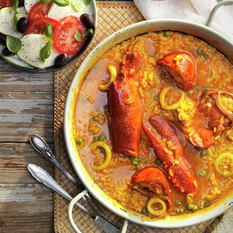 Arroz caldoso con bogavante y calamar