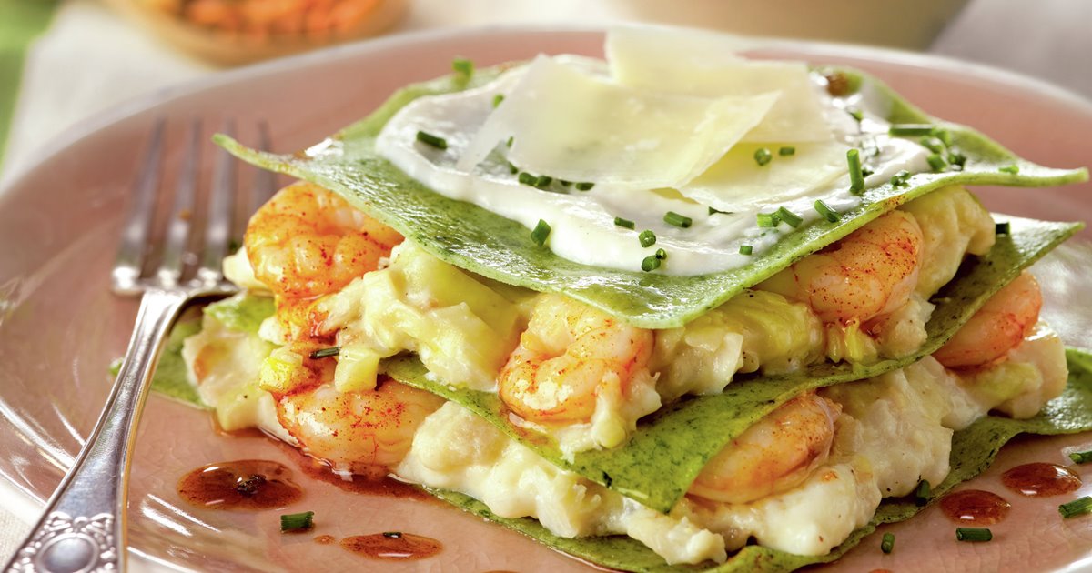 Lasaña de merluza y gambas