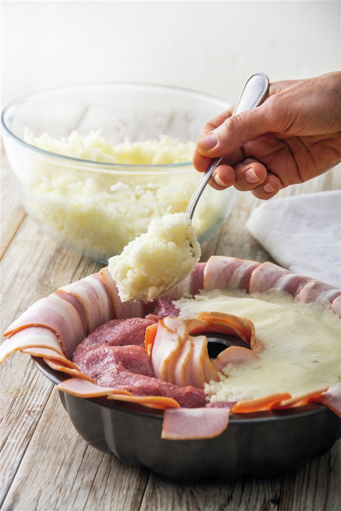 Corona de solomillo de cerdo y beicon