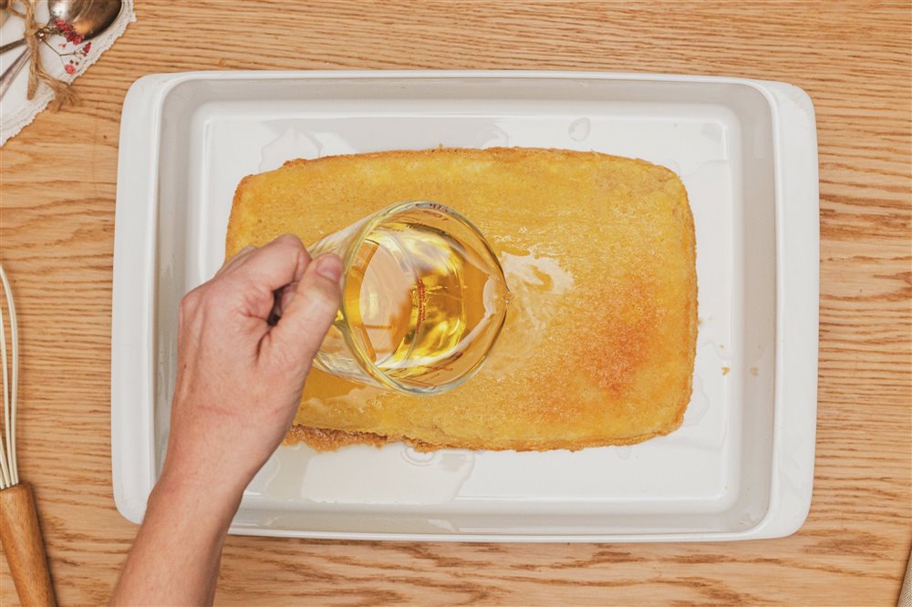 Bizcocho borracho de la abuela, postre típico de Guadalajara (con vídeo)