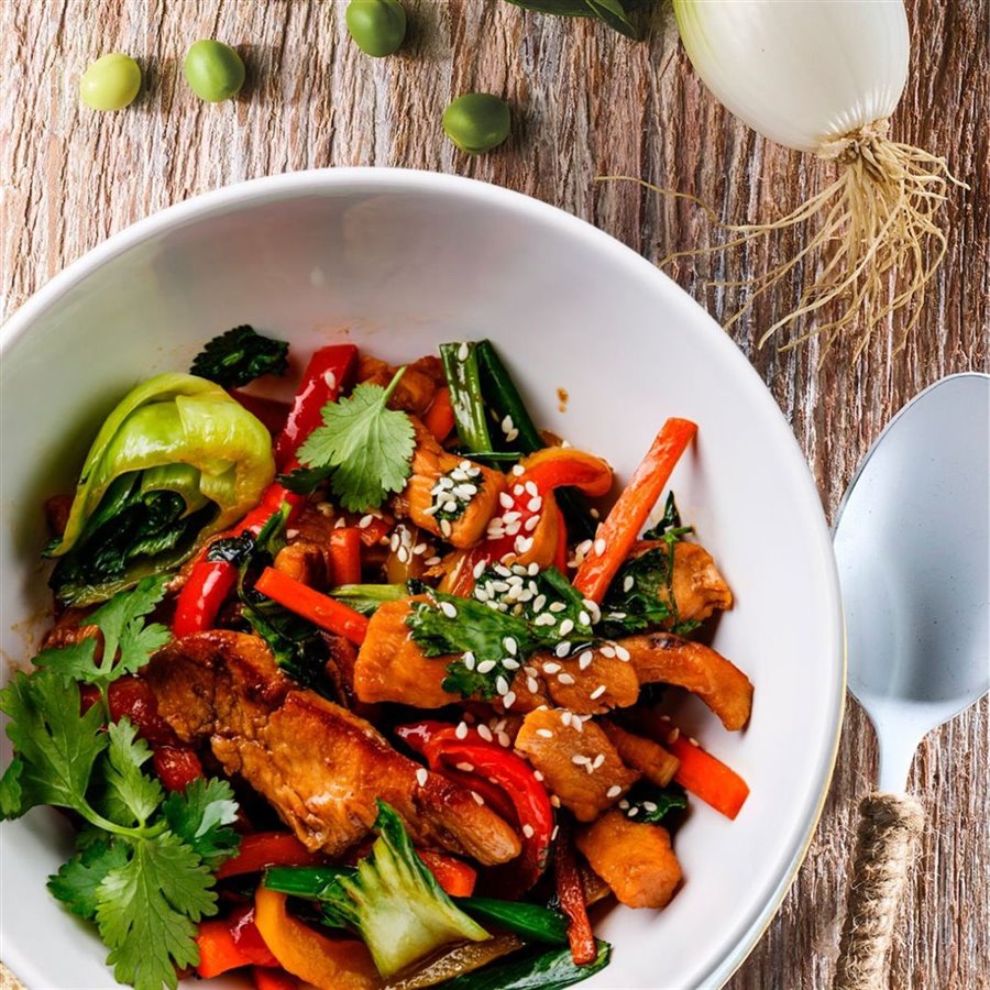 El wok de verduras con el que disfruta Paula Echevarría porque Miguel ...