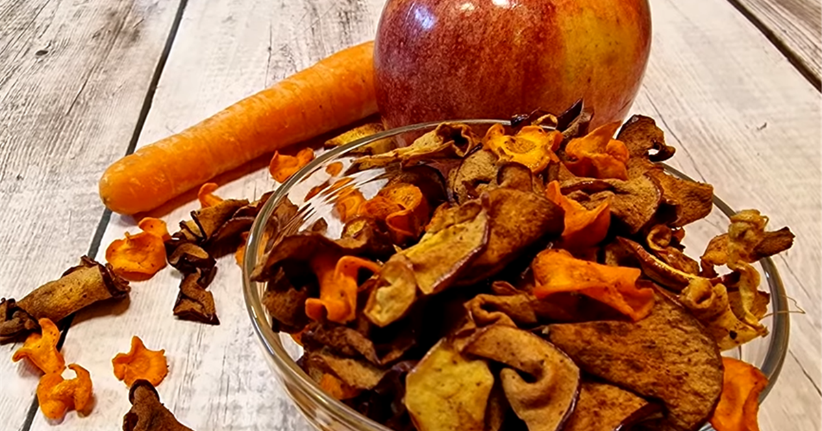 Chips de zanahoria y manzana, un snack ligero y saludable en freidora ...