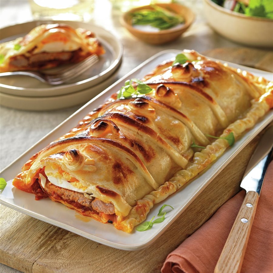 Hornazo de Salamanca, receta tradicional con lomo, chorizo y jamón