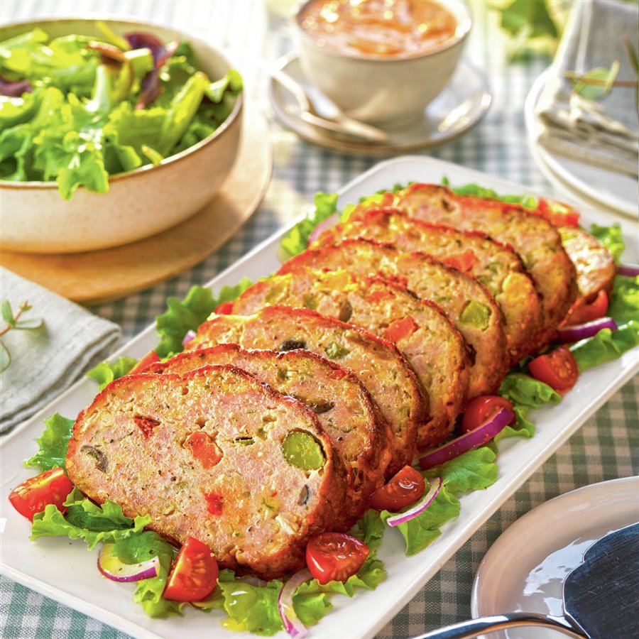 Pastel de pollo con verduras encurtidas