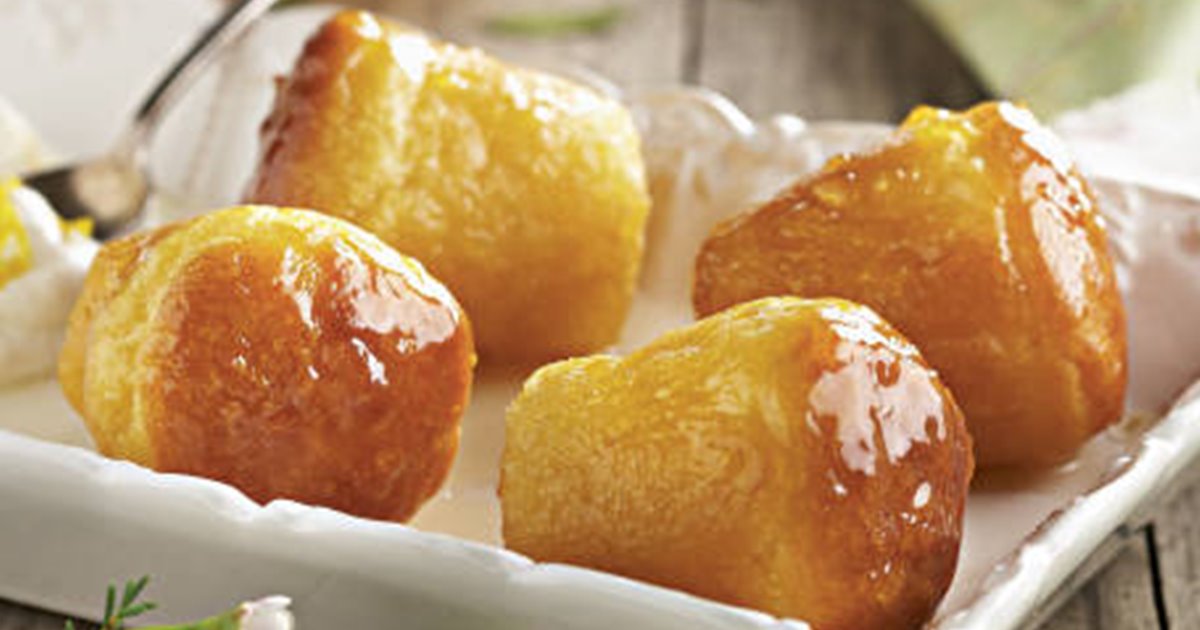 Bizcochitos borrachos, bocaditos blanditos y jugosos (babá al ron)