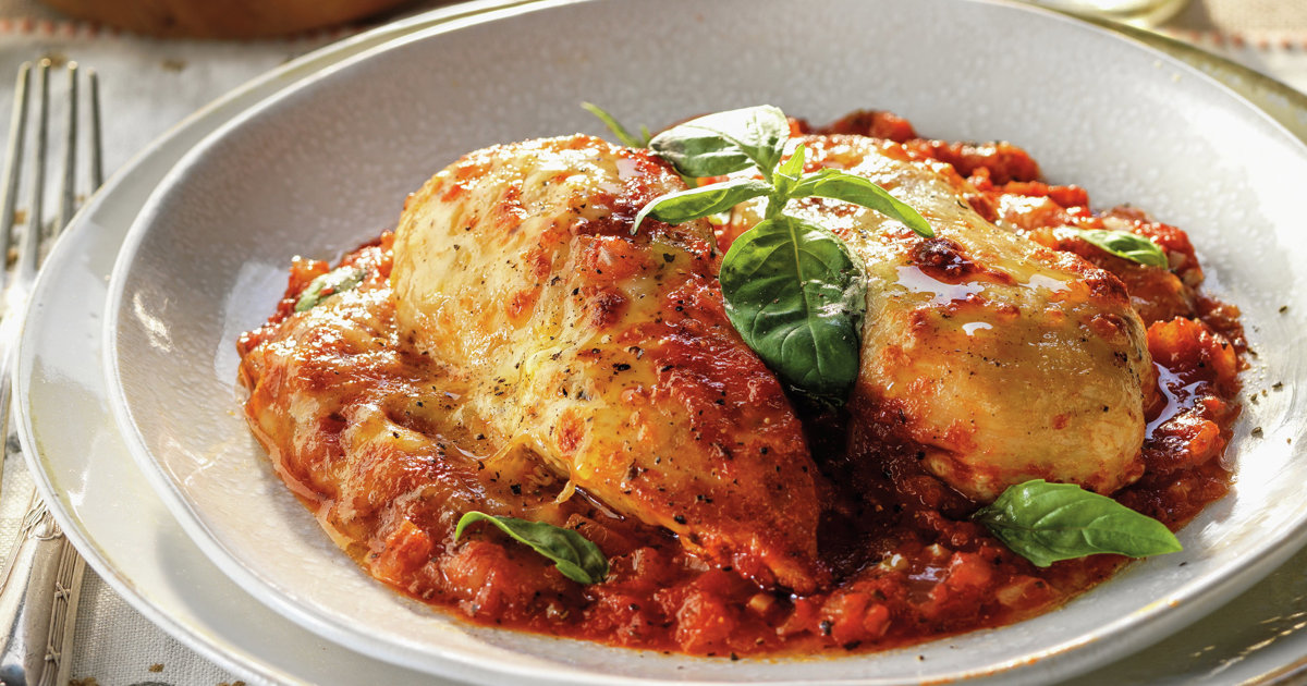 Pechugas de pollo al horno con mozzarella y salsa de tomate - Lecturas