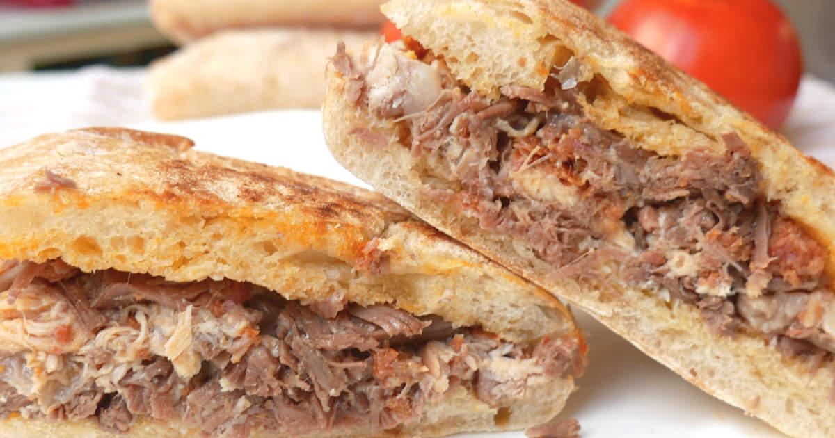 Montadito de pringá, la famosa tapa sevillana que aprovecha las sobras ...
