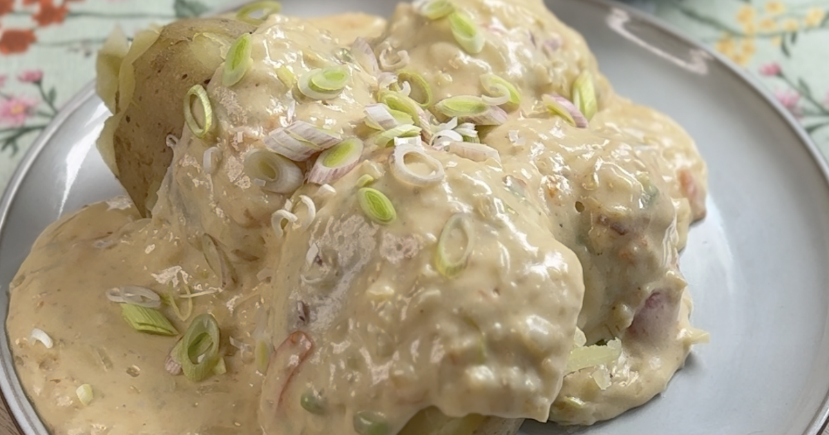 Papas chorreadas colombianas, receta tradicional fácil y cremosa