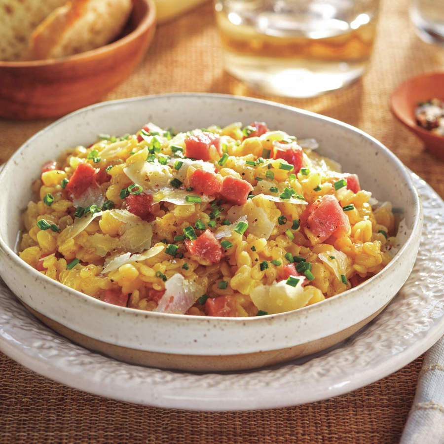 Falso risotto de pasta de piñones con jamón serrano
