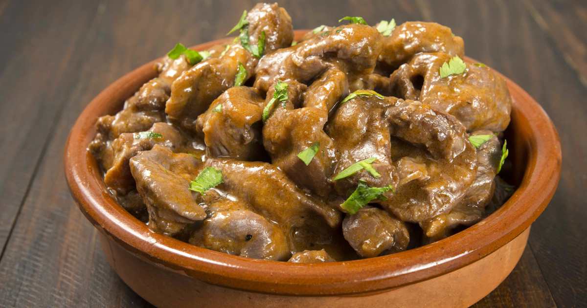 Mollejas de pollo en salsa, la receta tradicional de la abuela, sabrosa ...