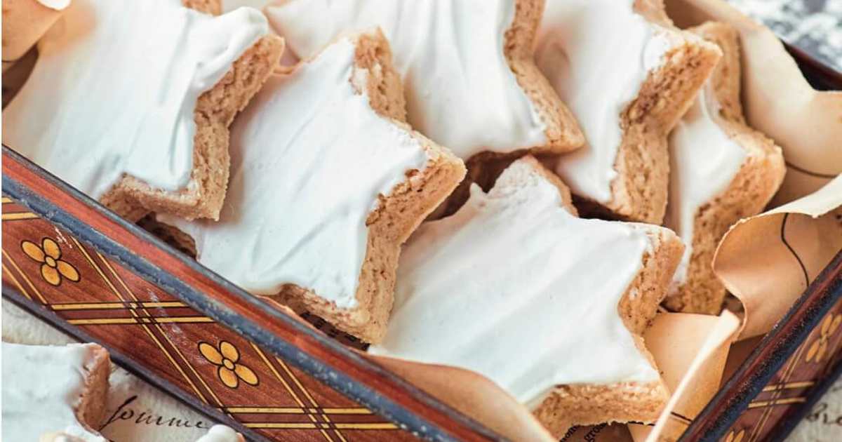 Galletas de canela glaseadas, las estrellitas dulces más navideñas