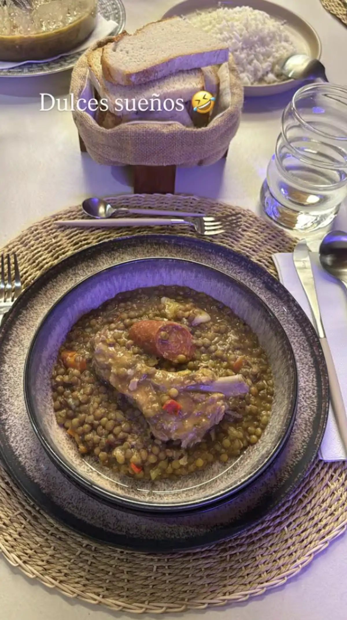 Georgina Rodríguez (31 años): "Este es mi plato estrella" (con costillas, chorizo y zanahorias)