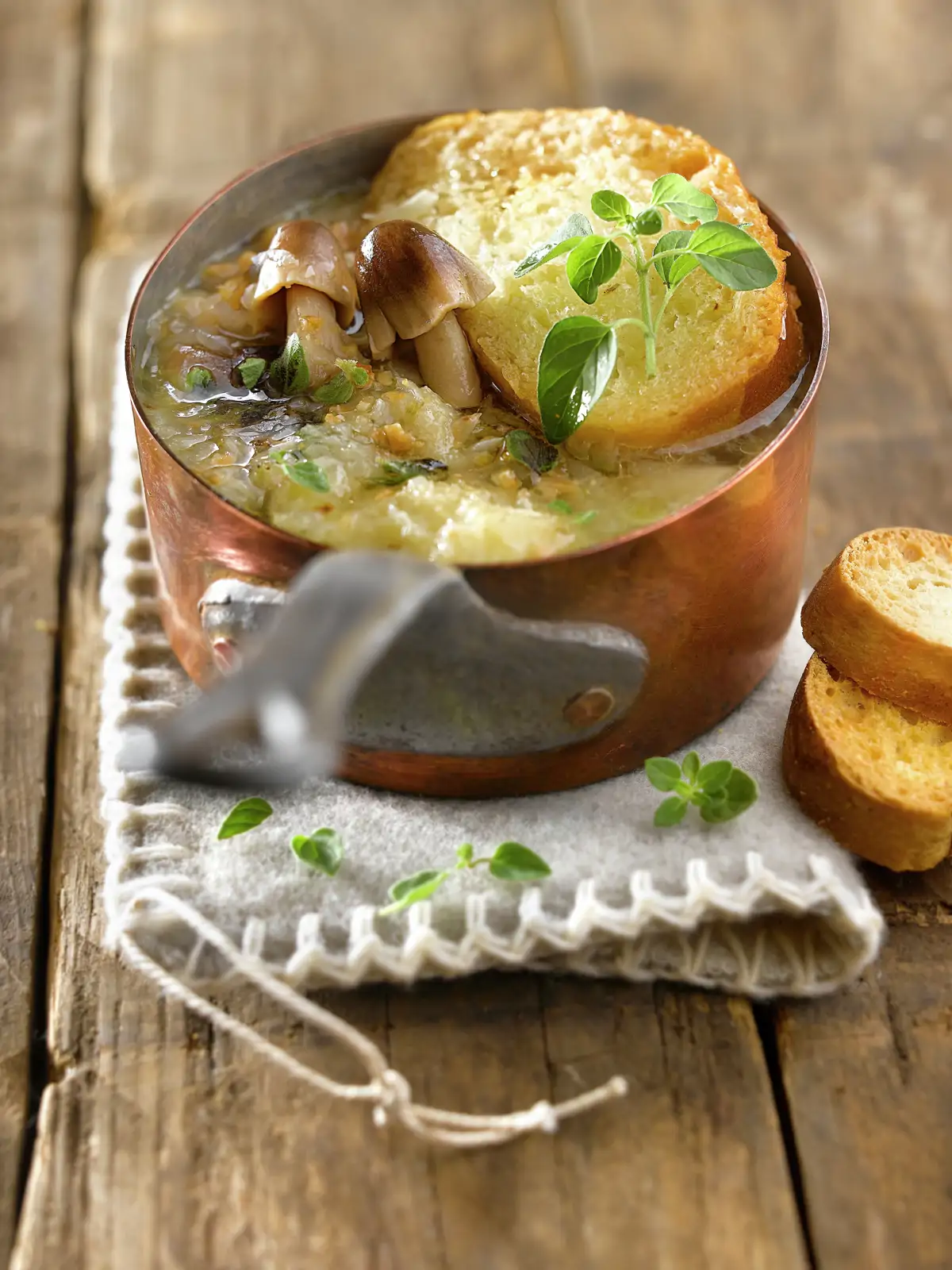 Chef Samantha Vallejo-Nágera, sobre la sopa que prepara cuando llega el ...