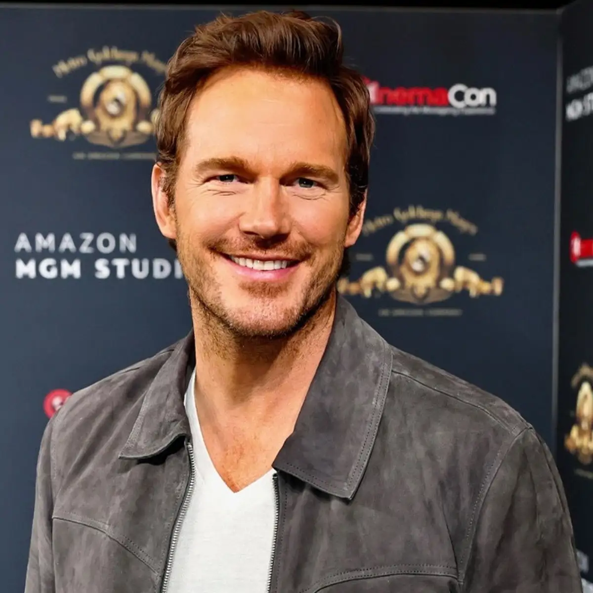 Chris Pratt (46 años): "Antes podía comerme 5 hamburguesas con queso ...