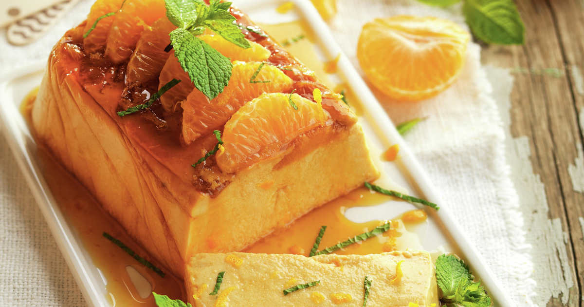 Flan de mandarina y almendra con licor