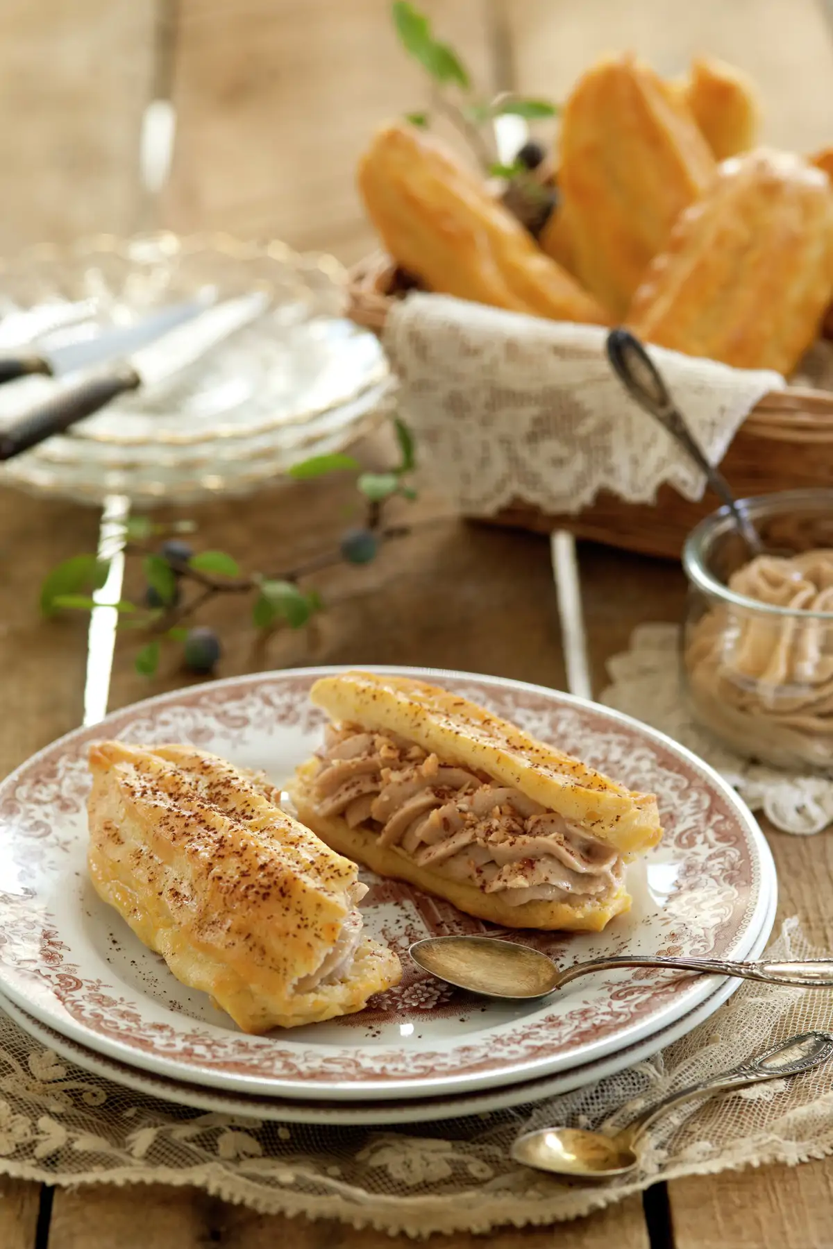 Éclairs de crema pastelera, un dulce bocadito