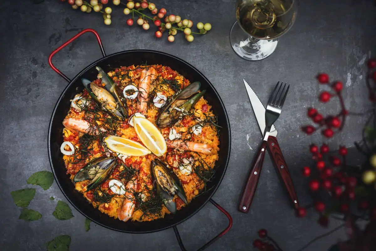 Las 8 mejores paelleras para preparar arroz o fideuá esta primavera (y ...