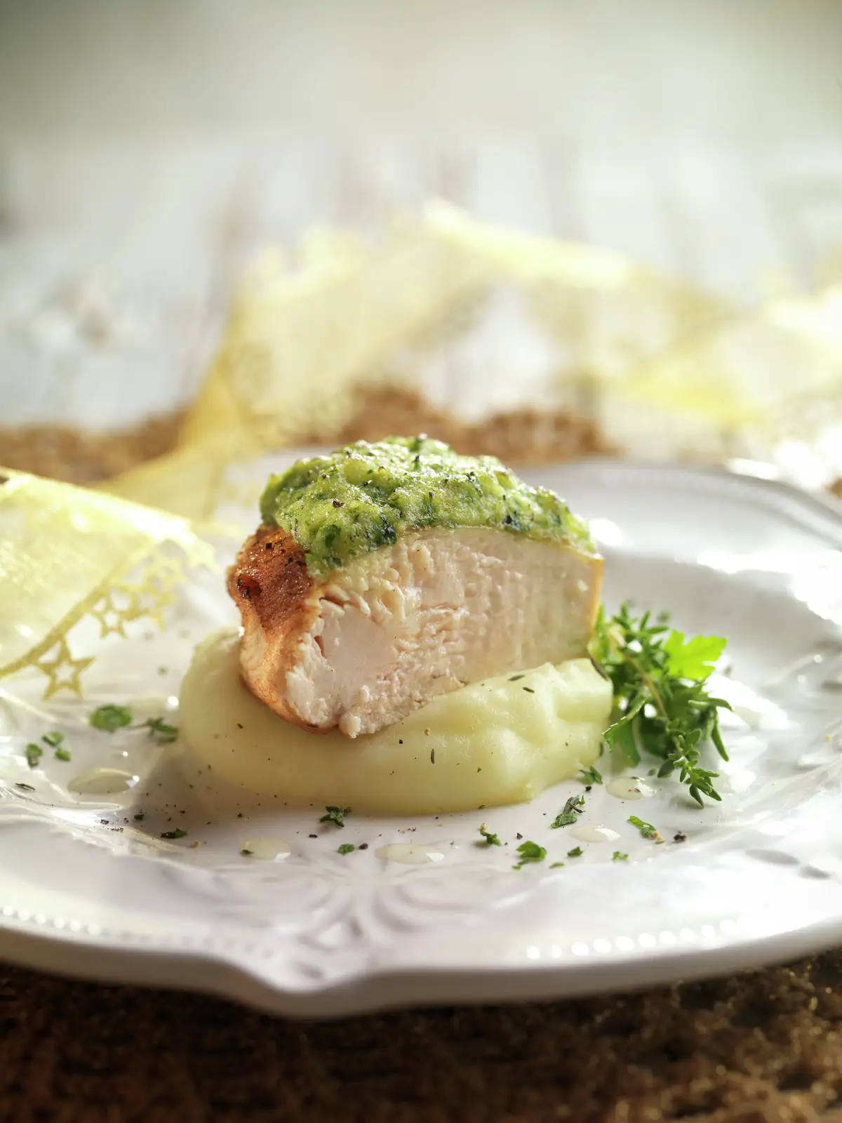 Pollo piccata, la receta italiana con limón y alcaparras